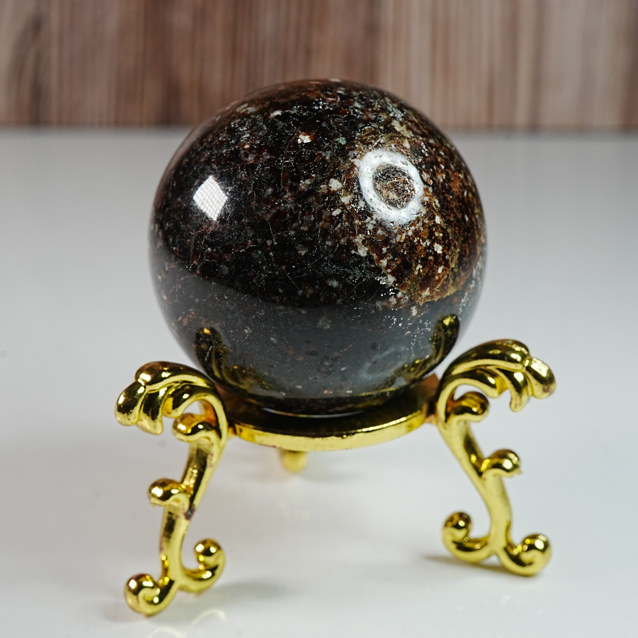 Garnet - Sphere – CrystalBarista